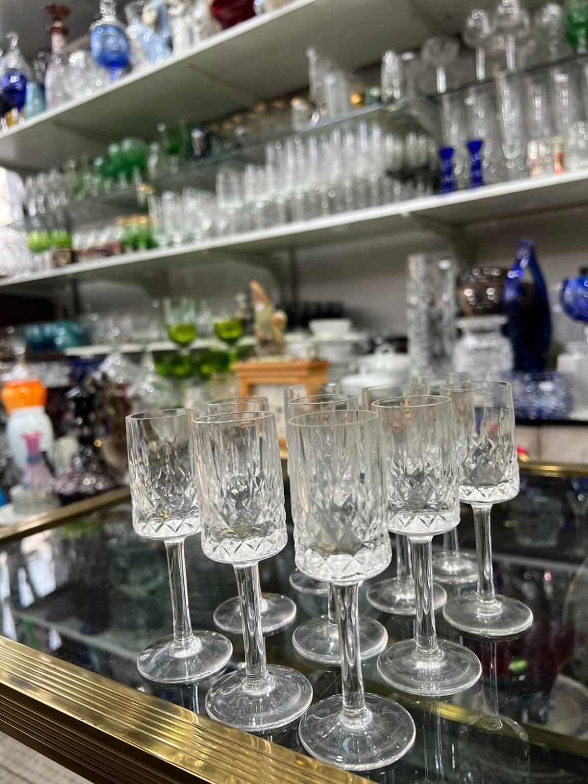 Juego de 10 copas de cristal súper tallado para licor - Cash Inmediato Juego de 10 copas de cristal súper tallado para licor - Cash Inmediato